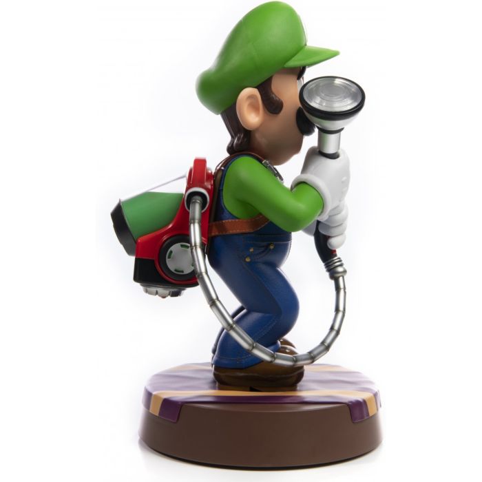 Luigi's Mansion 3 - Luigi 9" PVC Statue - Super Retro - Figures