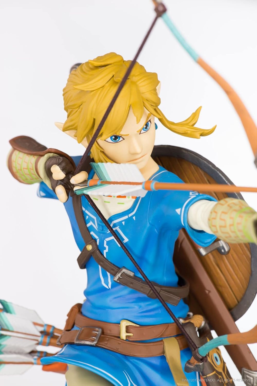 The Legend of Zelda Breath of the Wild 10” Light-Up Statue Link - Super ...