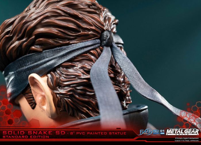 Metal Gear Solid - Solid Snake 8" PVC Statue - Super Retro - Figures