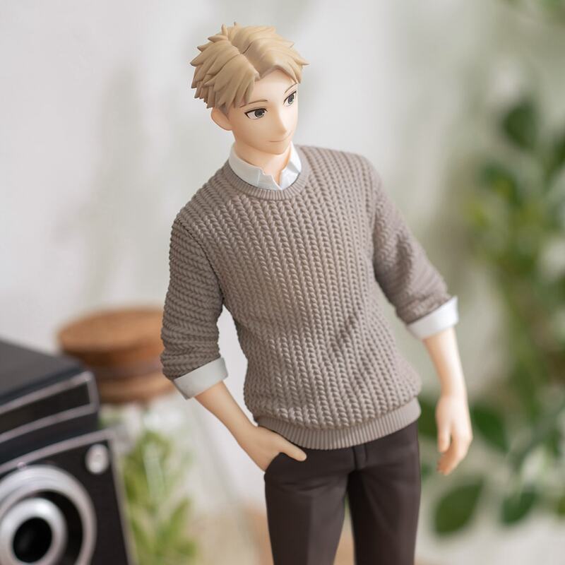 Spy x Family Loid Forger (Plain Clothes Ver.) - Super Retro - Figures